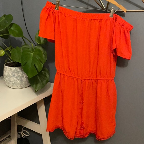 BeBop | Pants & Jumpsuits | Super Cute Romper From Bebop | Poshmark